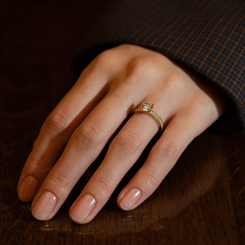 Como Solitaire Bold Pave Flat Ring - PRMAL